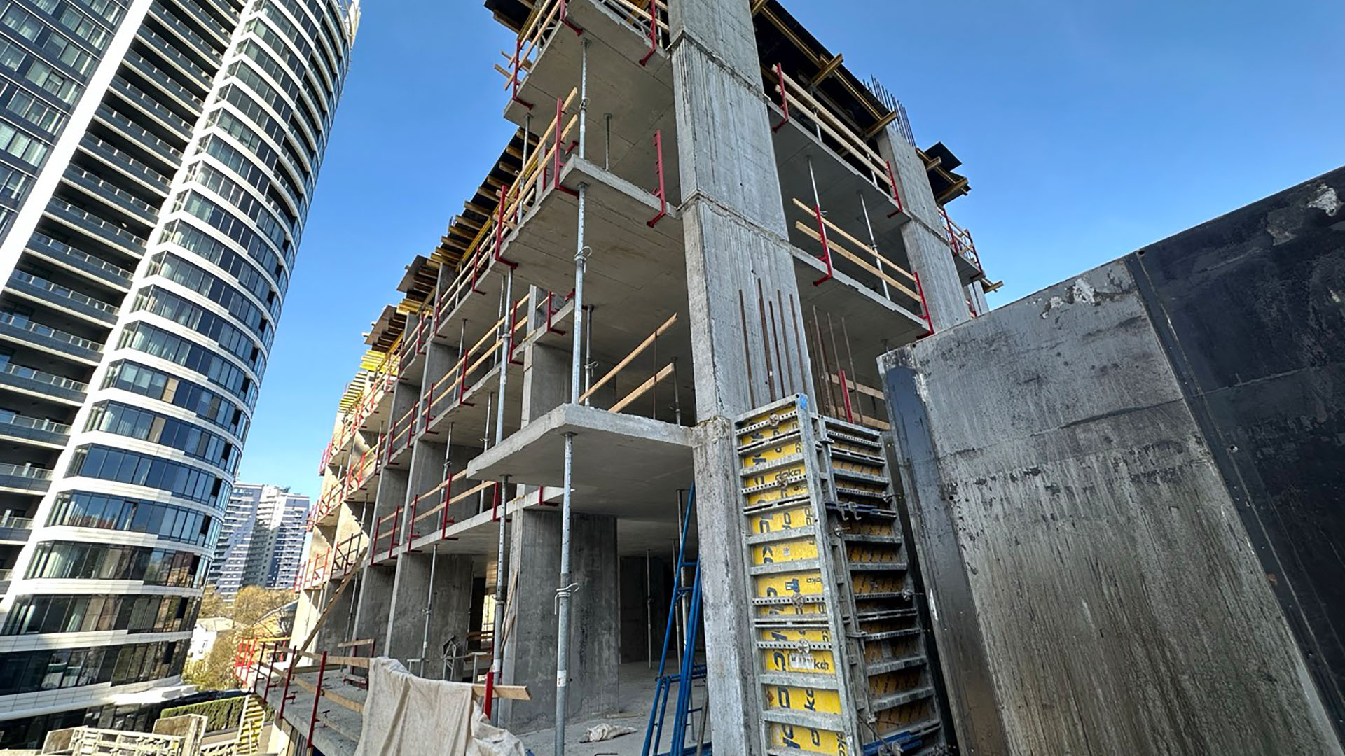 Construction progress of RC Maxima Residence